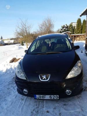 Black Peugeot 307 2007 in Raseiniai, with an engine capacity of 1.56 L and mileage of 320 thousand km for 1050 €, photo 3 on AUTOMOTO.COM.LV
