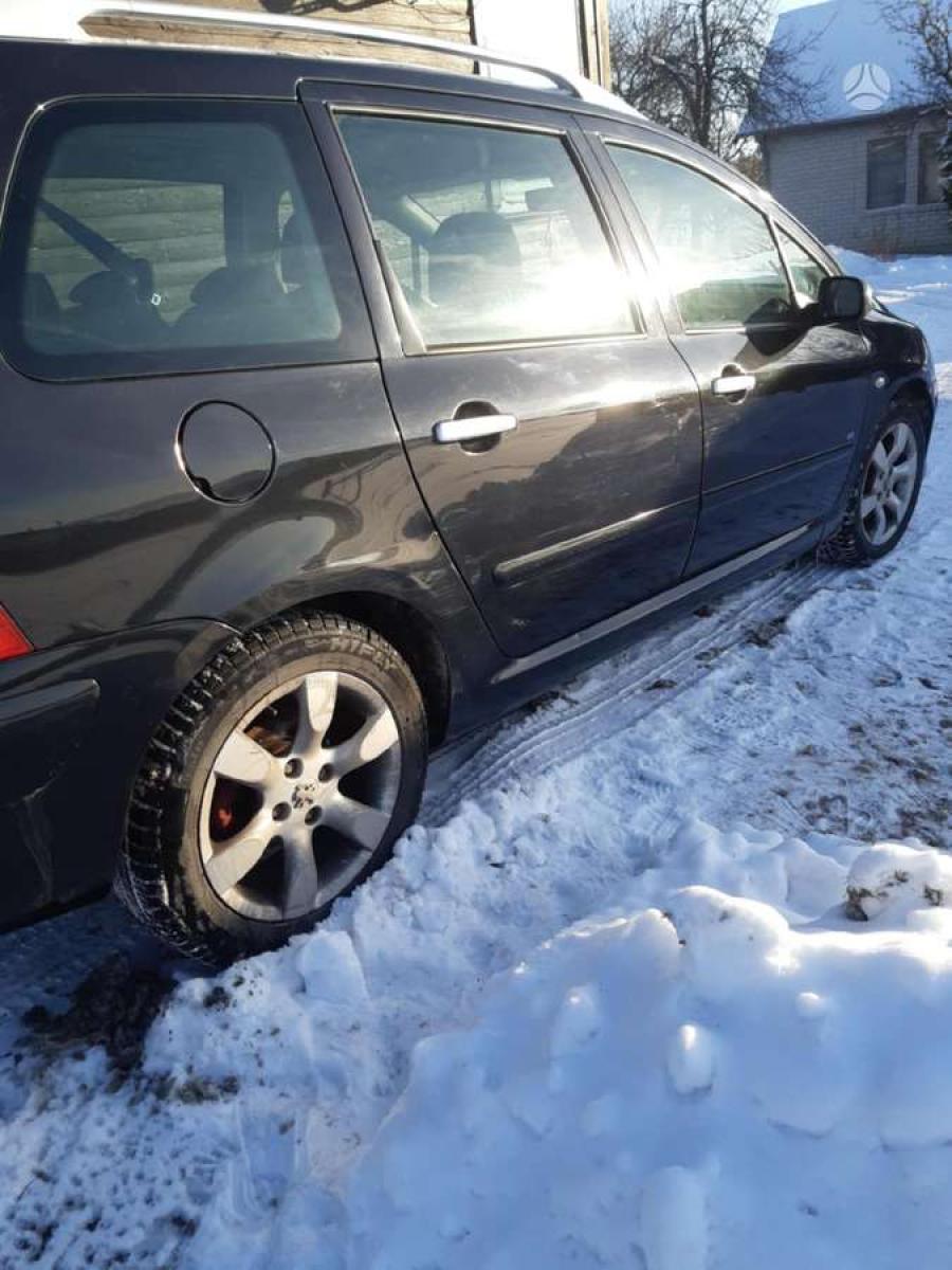 Black Peugeot 307 2007 in Raseiniai, with an engine capacity of 1.56 L and mileage of 320 thousand km for 1050 €, photo 6 on AUTOMOTO.COM.LV
