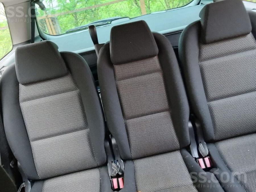Melns Peugeot 307 2007 Daugavpils, ar dzinēja tilpumu 1.60 L un nobraukumu 262 tūkst. km par 1550 €, foto 5 vietnē AUTOMOTO.COM.LV