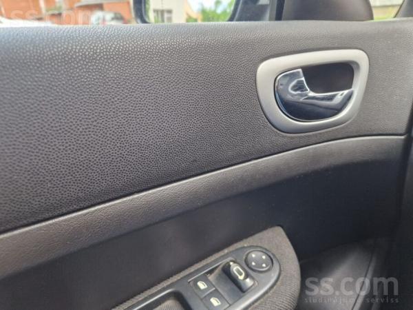 Melns Peugeot 307 2007 Daugavpils, ar dzinēja tilpumu 1.60 L un nobraukumu 262 tūkst. km par 1550 €, foto 5 vietnē AUTOMOTO.COM.LV