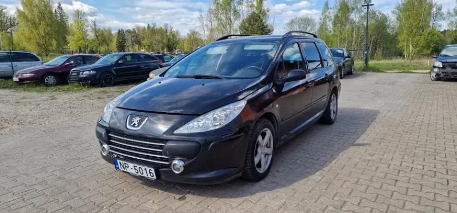 Melns Peugeot 307 2007 Valmiera, ar dzinēja tilpumu 2.00 L un nobraukumu 234 tūkst. km par 1500 €, foto 11 vietnē AUTOMOTO.COM.LV