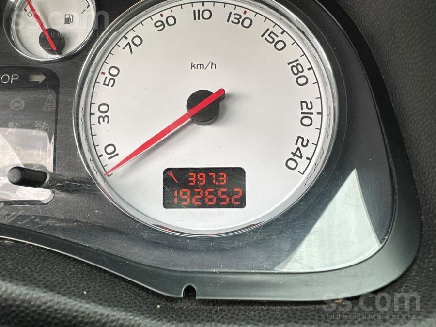 Melns Peugeot 307 2007 Rīga, ar dzinēja tilpumu 1.60 L un nobraukumu 193 tūkst. km par 1850 €, foto 7 vietnē AUTOMOTO.COM.LV