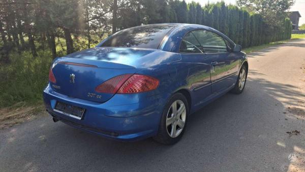 Blue Peugeot 307 2005 in Marijampole, with an engine capacity of 2.00 L and mileage of 157 thousand km for 1499 €, photo 5 on AUTOMOTO.COM.LV