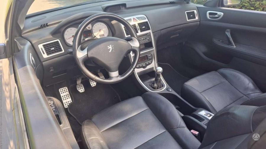 Blue Peugeot 307 2005 in Marijampole, with an engine capacity of 2.00 L and mileage of 157 thousand km for 1499 €, photo 11 on AUTOMOTO.COM.LV