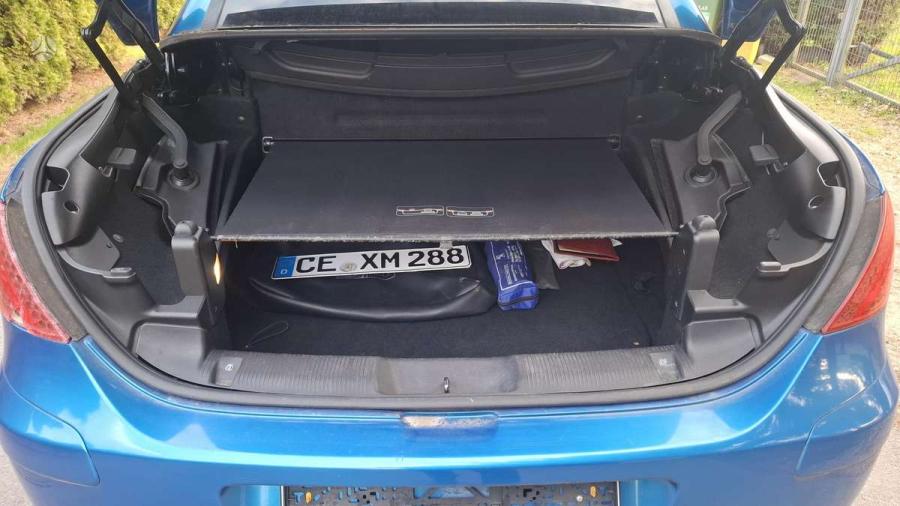Blue Peugeot 307 2005 in Marijampole, with an engine capacity of 2.00 L and mileage of 157 thousand km for 1499 €, photo 13 on AUTOMOTO.COM.LV