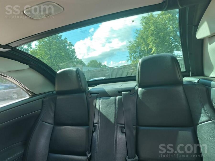 Blue Peugeot 307 2008 in Riga, with an engine capacity of 2.00 L and mileage of 319 thousand km for 2000 €, photo 8 on AUTOMOTO.COM.LV