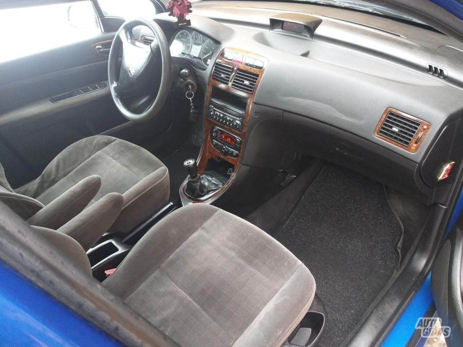 Blue Peugeot 307 2002 in Vilnius, with an engine capacity of 1.90 L and mileage of 258 thousand km for 899 €, photo 4 on AUTOMOTO.COM.LV
