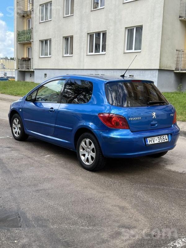 Blue Peugeot 307 2002 in Riga, with an engine capacity of 1.60 L and mileage of 260 thousand km for 950 €, photo 4 on AUTOMOTO.COM.LV