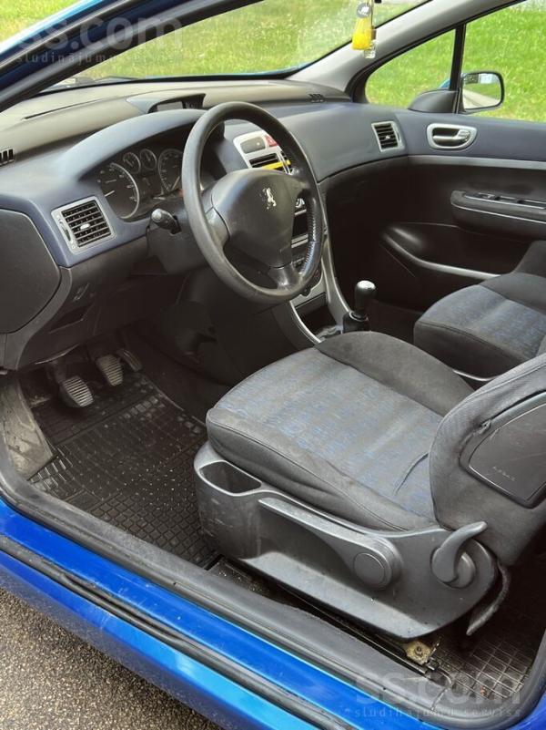 Blue Peugeot 307 2002 in Riga, with an engine capacity of 1.60 L and mileage of 260 thousand km for 950 €, photo 5 on AUTOMOTO.COM.LV