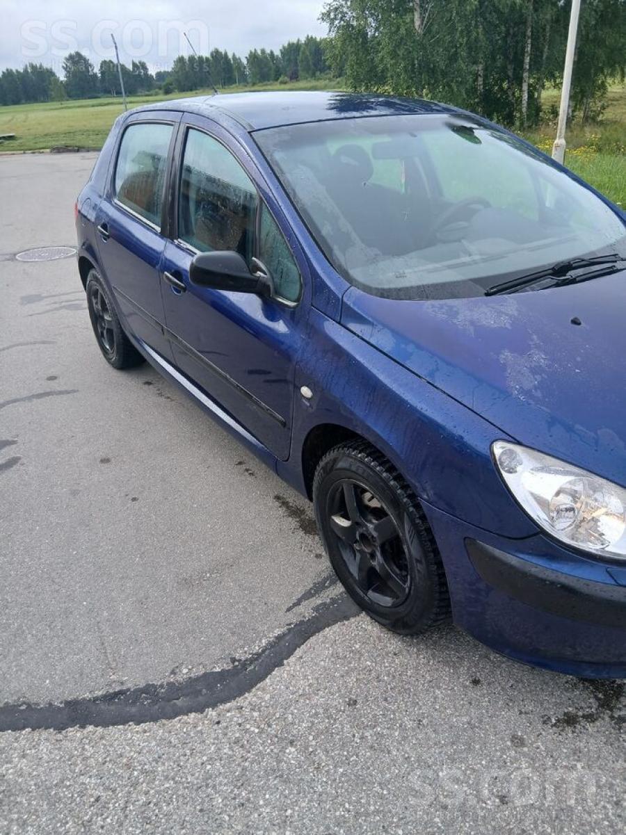 Zils Peugeot 307 2002 Kuldīga, ar dzinēja tilpumu 2.00 L un nobraukumu 473 tūkst. km par 800 €, foto 1 vietnē AUTOMOTO.COM.LV