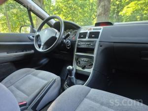 Zils Peugeot 307 2003 Rīga, ar dzinēja tilpumu 1.60 L un nobraukumu 250 tūkst. km par 1300 €, foto 12 vietnē AUTOMOTO.COM.LV