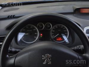Zils Peugeot 307 2003 Rīga, ar dzinēja tilpumu 1.60 L un nobraukumu 250 tūkst. km par 1300 €, foto 15 vietnē AUTOMOTO.COM.LV