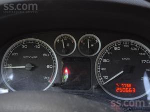 Zils Peugeot 307 2003 Rīga, ar dzinēja tilpumu 1.60 L un nobraukumu 250 tūkst. km par 1300 €, foto 17 vietnē AUTOMOTO.COM.LV