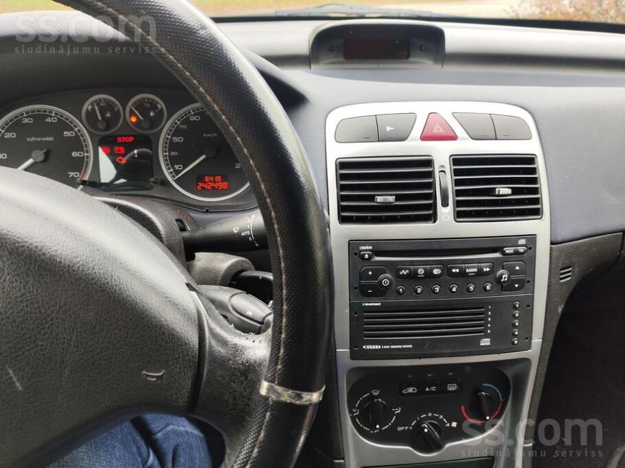 Zils Peugeot 307 2003 Daugavpils, ar dzinēja tilpumu 1.60 L un nobraukumu 243 tūkst. km par 1400 €, foto 12 vietnē AUTOMOTO.COM.LV