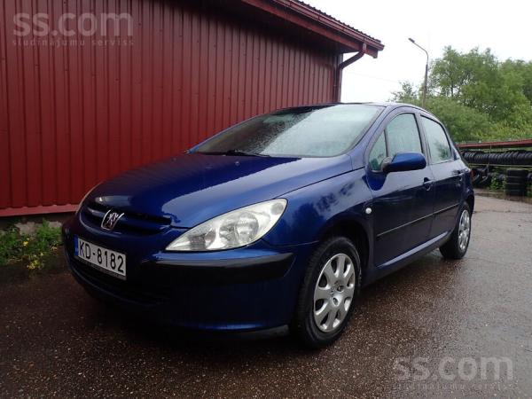 Blue Peugeot 307 2004 in Liepaja, with an engine capacity of 1.60 L and mileage of 298 thousand km for 950 €, photo 4 on AUTOMOTO.COM.LV