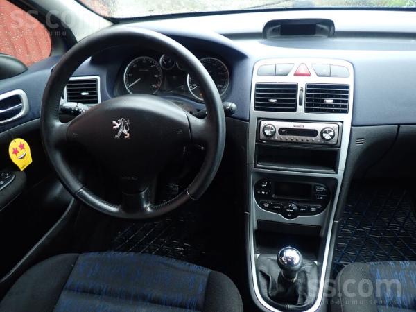 Blue Peugeot 307 2004 in Liepaja, with an engine capacity of 1.60 L and mileage of 298 thousand km for 950 €, photo 6 on AUTOMOTO.COM.LV