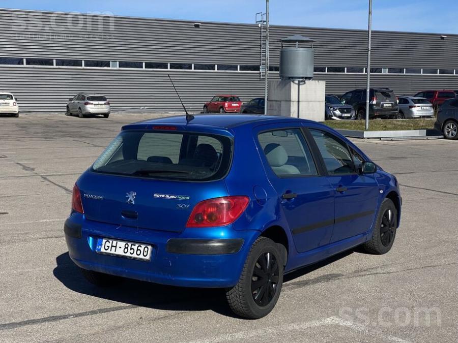 Zils Peugeot 307 2004 Rīga, ar dzinēja tilpumu 1.60 L un nobraukumu 152 tūkst. km par 800 €, foto 5 vietnē AUTOMOTO.COM.LV