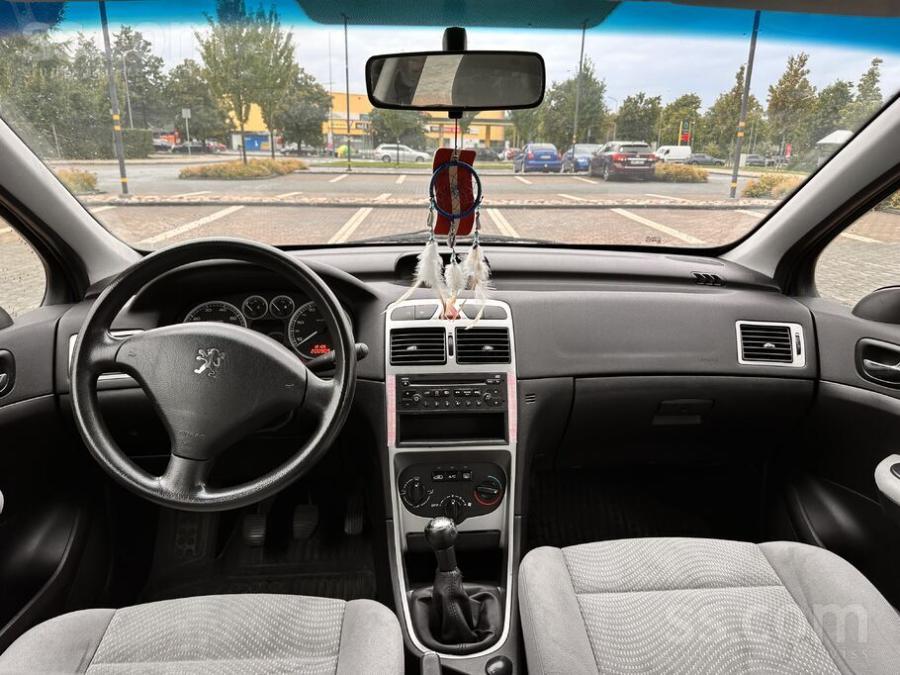 Zils Peugeot 307 2004 Ventspils, ar dzinēja tilpumu 1.60 L un nobraukumu 201 tūkst. km par 1200 €, foto 10 vietnē AUTOMOTO.COM.LV