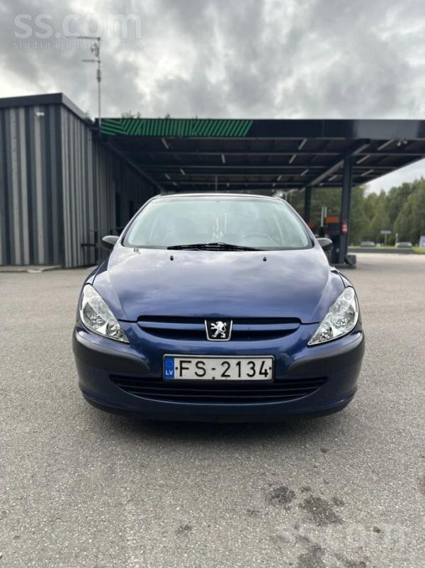 Пежо 307 2004 в Вентспилс на AUTOMOTO.COM.LV Синий Пежо 307 2004 в Вентспилс, объемом двигателя 1.60 л и пробегом 201 тыс. км за 1200 €, фото 1 на AUTOMOTO.COM.LV