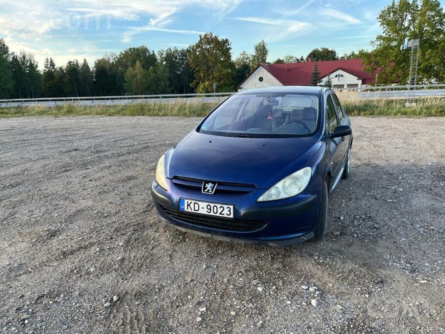 Blue Peugeot 307 2004 in Cesis, with an engine capacity of 1.60 L and mileage of 276 thousand km for 650 €, photo 1 on AUTOMOTO.COM.LV
