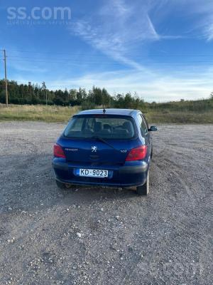 Blue Peugeot 307 2004 in Cesis, with an engine capacity of 1.60 L and mileage of 276 thousand km for 650 €, photo 5 on AUTOMOTO.COM.LV