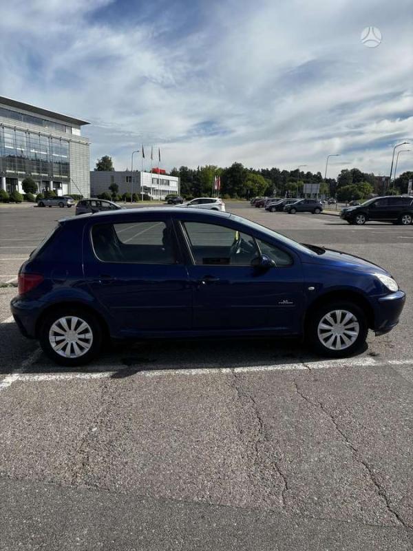 Blue Peugeot 307 2005 in Vilnius, with an engine capacity of 1.58 L and mileage of 257 thousand km for 500 €, photo 6 on AUTOMOTO.COM.LV