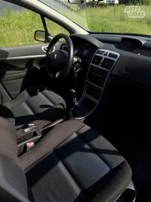 Blue Peugeot 307 2005 in Vilnius, with an engine capacity of 1.60 L and mileage of 288 thousand km for 1450 €, photo 8 on AUTOMOTO.COM.LV