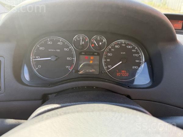 Синий Пежо 307 2005 в Рига, объемом двигателя 1.60 л и пробегом 307 тыс. км за 770 €, фото 5 на AUTOMOTO.COM.LV