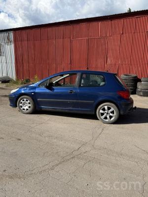 Zils Peugeot 307 2005 Rīga, ar dzinēja tilpumu 1.60 L un nobraukumu 307 tūkst. km par 770 €, foto 7 vietnē AUTOMOTO.COM.LV