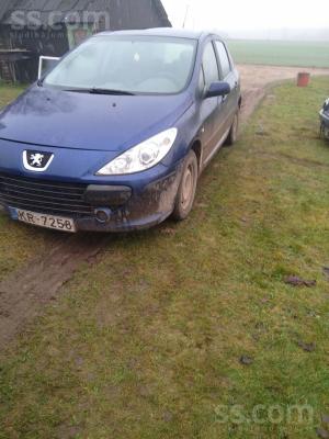 Blue Peugeot 307 2006 in Valmiera, with an engine capacity of 1.60 L and mileage of 373 thousand km for 200 €, photo 4 on AUTOMOTO.COM.LV