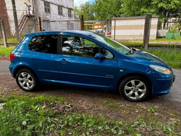 Zils Peugeot 307 2006 Rīga, ar dzinēja tilpumu 2.00 L un nobraukumu 267 tūkst. km par 1500 €, foto 6 vietnē AUTOMOTO.COM.LV