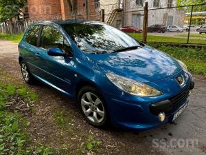 Zils Peugeot 307 2006 Rīga, ar dzinēja tilpumu 2.00 L un nobraukumu 267 tūkst. km par 1500 €, foto 8 vietnē AUTOMOTO.COM.LV