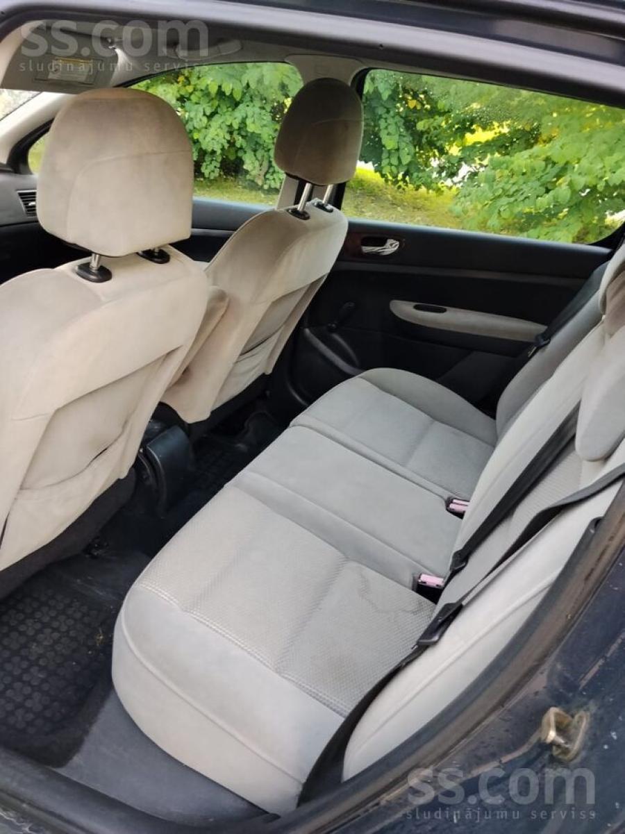 Zils Peugeot 307 2006 Kuldīga, ar dzinēja tilpumu 1.60 L un nobraukumu 294 tūkst. km par 1400 €, foto 8 vietnē AUTOMOTO.COM.LV
