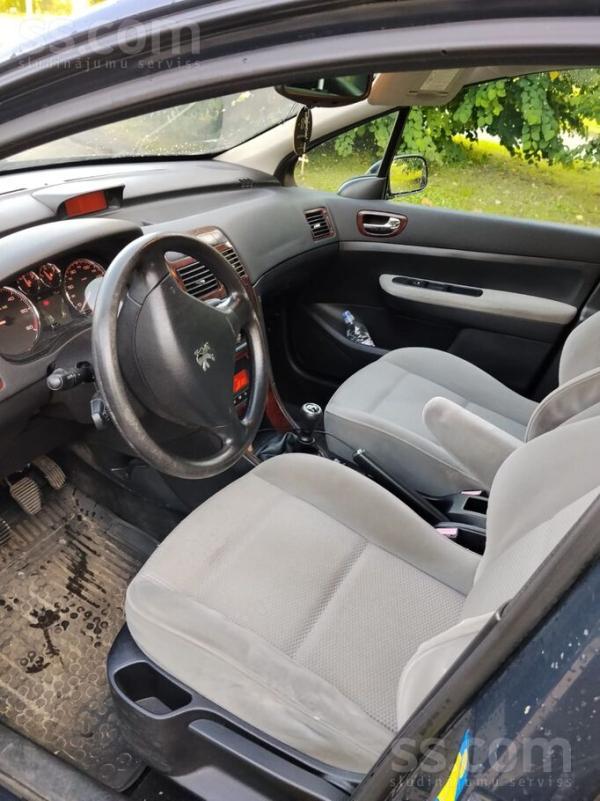 Peugeot 307 2006 Kuldīga vietnē Zils Peugeot 307 2006 Kuldīga, ar dzinēja tilpumu 1.60 L un nobraukumu 294 tūkst. km par 1400 €, foto 10 vietnē AUTOMOTO.COM.LV