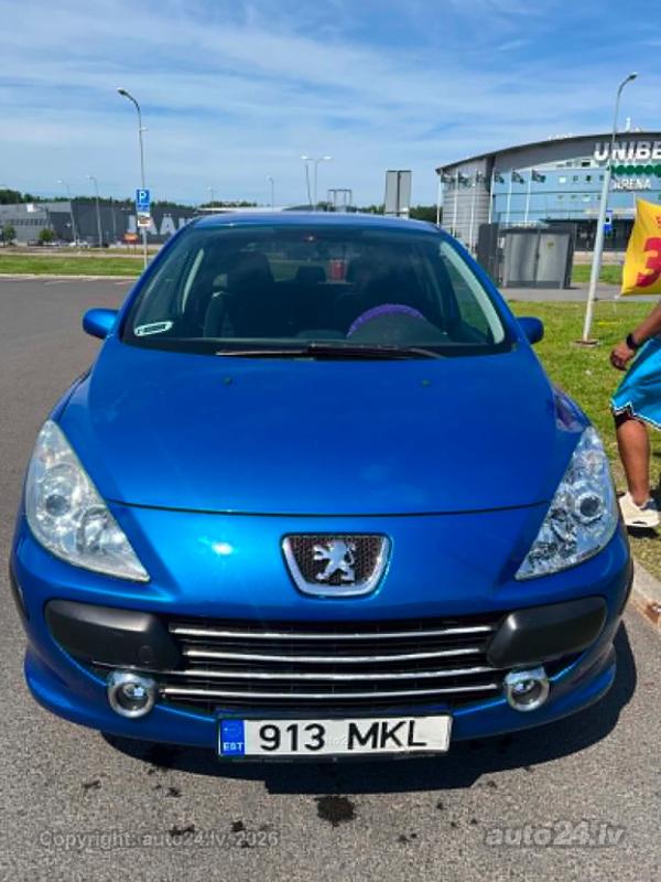 Zils Peugeot 307 2007 Tallina, ar dzinēja tilpumu 1.60 L un nobraukumu 157 tūkst. km par 1500 €, foto 1 vietnē AUTOMOTO.COM.LV