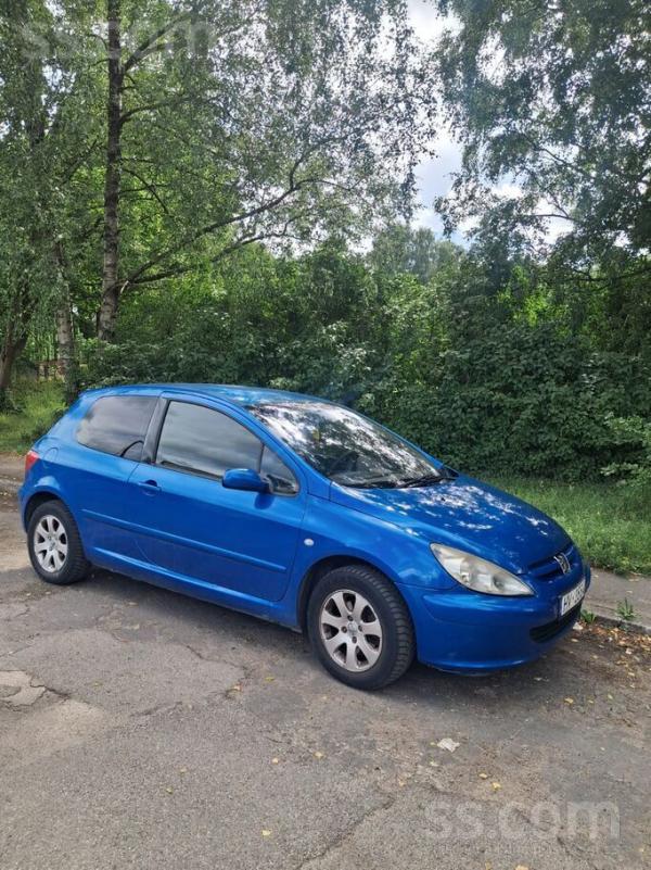 Blue Peugeot 307 2002 in Riga, with an engine capacity of 1.60 L and mileage of 235 thousand km for 500 €, photo 4 on AUTOMOTO.COM.LV