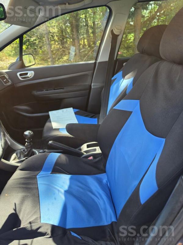 Blue Peugeot 307 2004 in Daugavpils, with an engine capacity of 2.00 L and mileage of 270 thousand km for 1350 €, photo 7 on AUTOMOTO.COM.LV