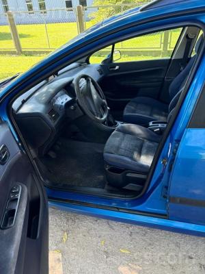 Zils Peugeot 307 2002 Rīga, ar dzinēja tilpumu 2.00 L un nobraukumu 290 tūkst. km par 1344 €, foto 6 vietnē AUTOMOTO.COM.LV