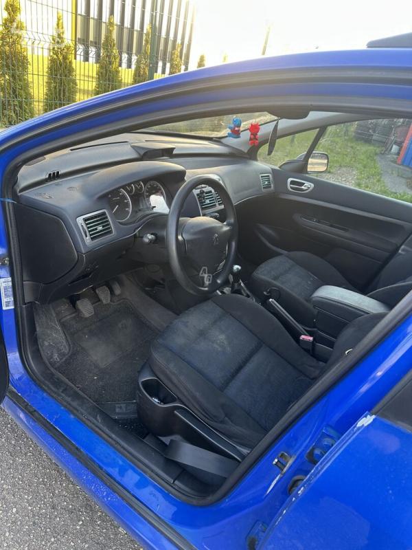Zils Peugeot 307 2003 Jonava, ar dzinēja tilpumu 2.00 L un nobraukumu 395 tūkst. km par 900 €, foto 5 vietnē AUTOMOTO.COM.LV