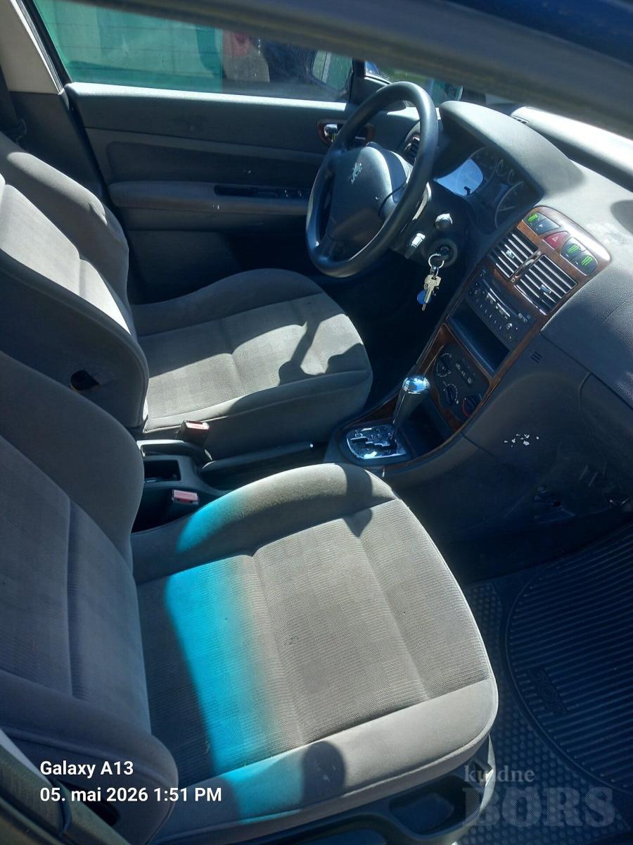 Zils Peugeot 307 2004 Tallina, ar dzinēja tilpumu 2.00 L un nobraukumu 220 tūkst. km par 850 €, foto 5 vietnē AUTOMOTO.COM.LV