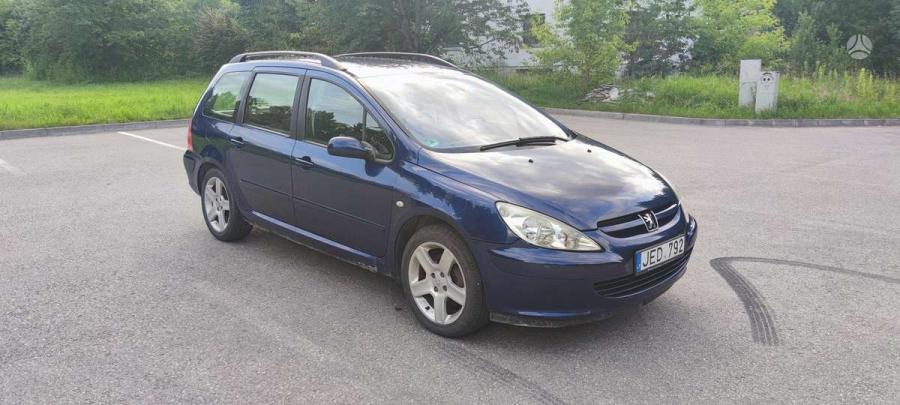 Zils Peugeot 307 2005 Viļņa, ar dzinēja tilpumu 2.00 L un nobraukumu 320 tūkst. km par 1000 €, foto 3 vietnē AUTOMOTO.COM.LV