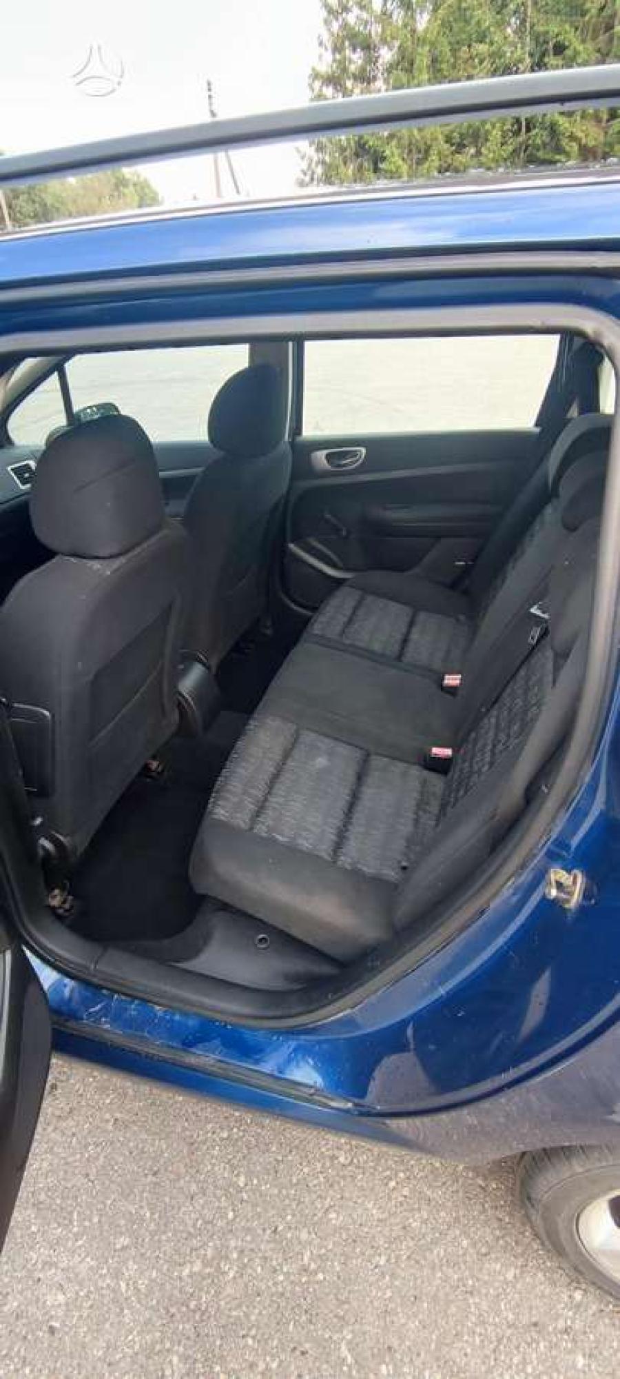 Zils Peugeot 307 2005 Viļņa, ar dzinēja tilpumu 2.00 L un nobraukumu 320 tūkst. km par 1000 €, foto 7 vietnē AUTOMOTO.COM.LV