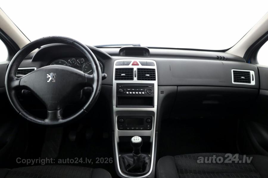 Blue Peugeot 307 2007 in Tallinn, with an engine capacity of 1.60 L and mileage of 369 thousand km for 1099 €, photo 6 on AUTOMOTO.COM.LV