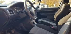 Brown Peugeot 307 2006 in Valmiera, with an engine capacity of 1.40 L and mileage of 382 thousand km for 1500 €, photo 11 on AUTOMOTO.COM.LV