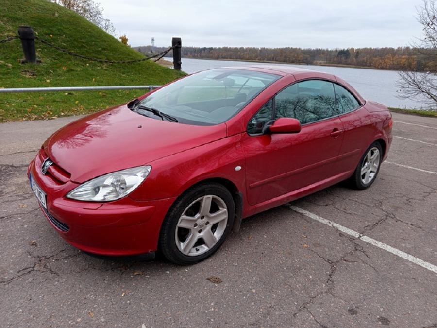 Peugeot 307 2004 in Narva, with an engine capacity of 2.00 L and mileage of 235 thousand km for 4000 €, photo 11 on AUTOMOTO.COM.LV