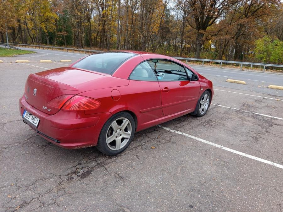 Peugeot 307 2004 in Narva, with an engine capacity of 2.00 L and mileage of 235 thousand km for 4000 €, photo 16 on AUTOMOTO.COM.LV