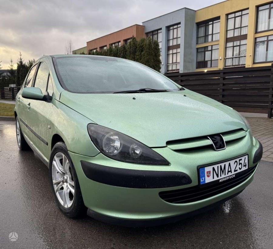 Green Peugeot 307 2002 in Vilnius, with an engine capacity of 1.60 L and mileage of 266 thousand km for 1500 €, photo 5 on AUTOMOTO.COM.LV