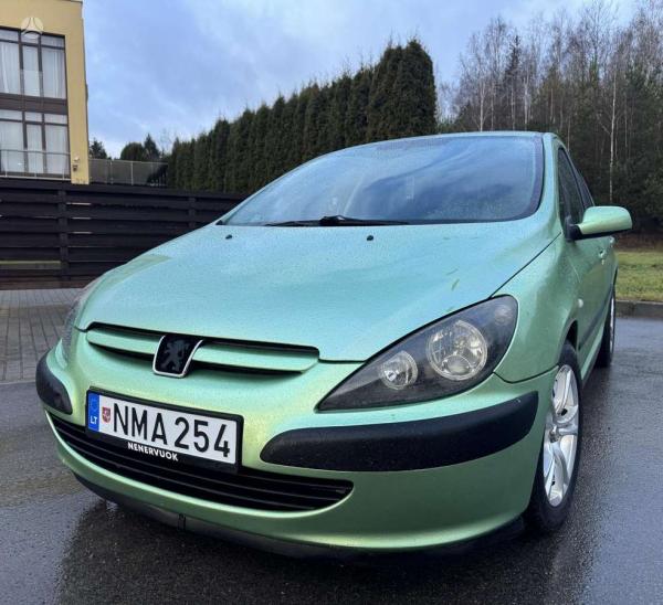 Green Peugeot 307 2002 in Vilnius, with an engine capacity of 1.60 L and mileage of 266 thousand km for 1500 €, photo 7 on AUTOMOTO.COM.LV