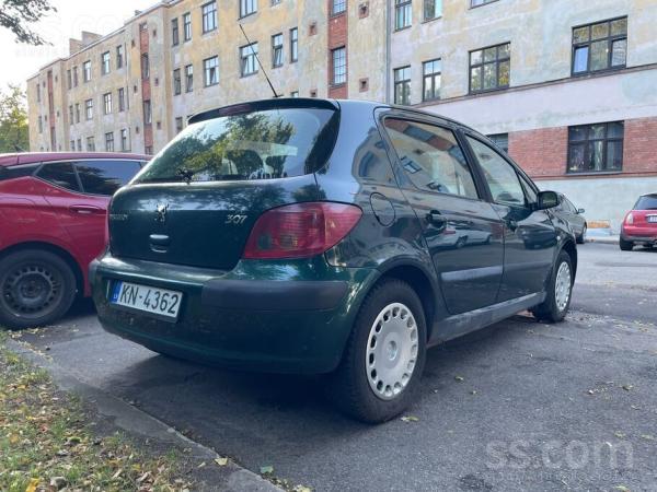 Zaļš Peugeot 307 2002 Rīga, ar dzinēja tilpumu 1.60 L un nobraukumu 185 tūkst. km par 400 €, foto 3 vietnē AUTOMOTO.COM.LV