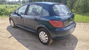 Zaļš Peugeot 307 2003 Daugavpils, ar dzinēja tilpumu 2.00 L un nobraukumu 349 tūkst. km par 900 €, foto 5 vietnē AUTOMOTO.COM.LV